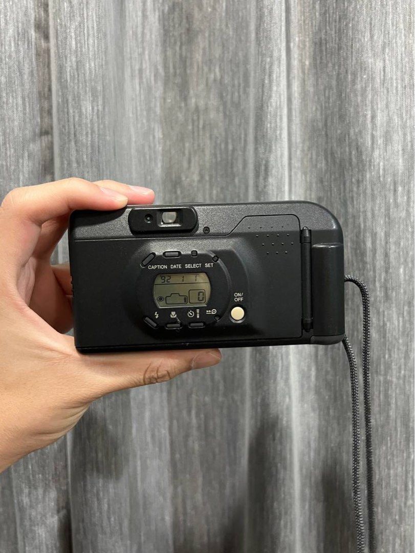 Canon Prima Zoom Mini film camera 35mm, Photography, Cameras on Carousell