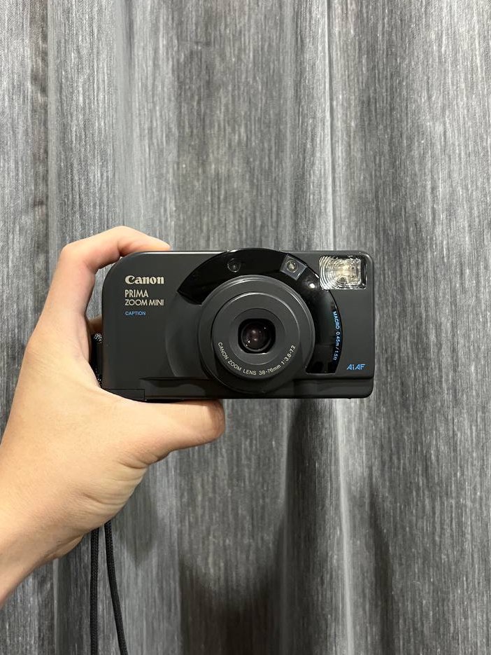 Canon Prima Zoom Mini film camera 35mm, Photography, Cameras on Carousell