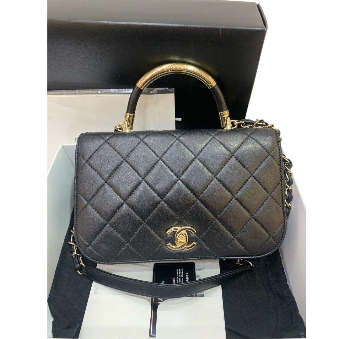 Chanel Carry Chic Flap Bag Top Handle Black Calfskin GHW #23, Barang ...
