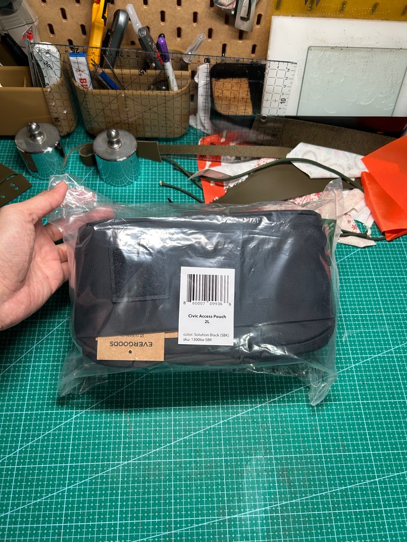 Evergoods CIVIC ACCESS POUCH 2L, Men's Fashion, Bags, Belt bags ...