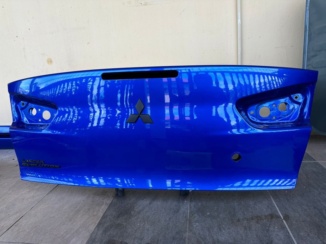 evo x rear bonet, Car Accessories, Accessories on Carousell