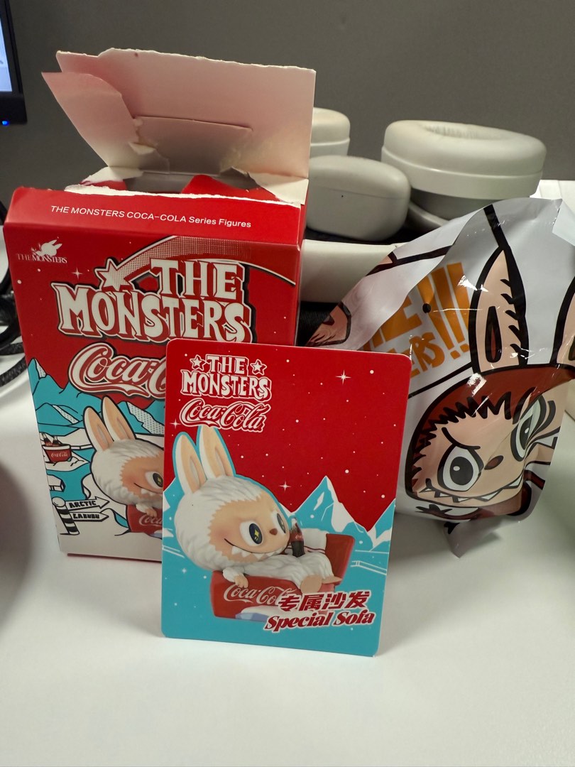 Labubu cola special sofa BNiF, Hobbies & Toys, Toys & Games on Carousell