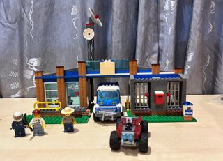 LEGO Alpha Team: Tee Vee Droid / Mini Figure --- Minifigure, Hobbies ...