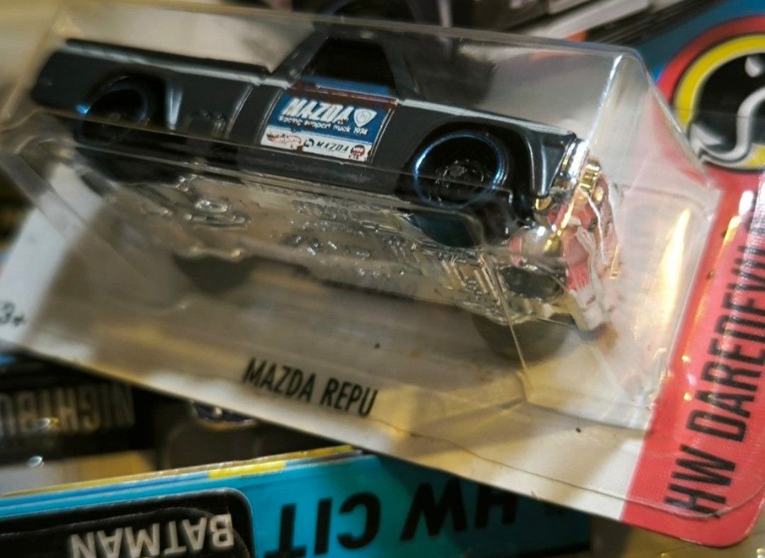 New Mazda Repu Racing Mad Mike MM Track Stars HW Daredevils Hot Wheels ...