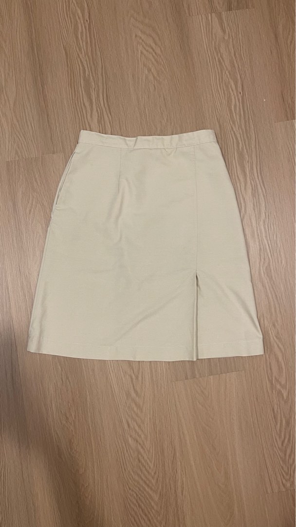 nyjc uniform skirt, Women's Fashion, Bottoms, Skirts on Carousell