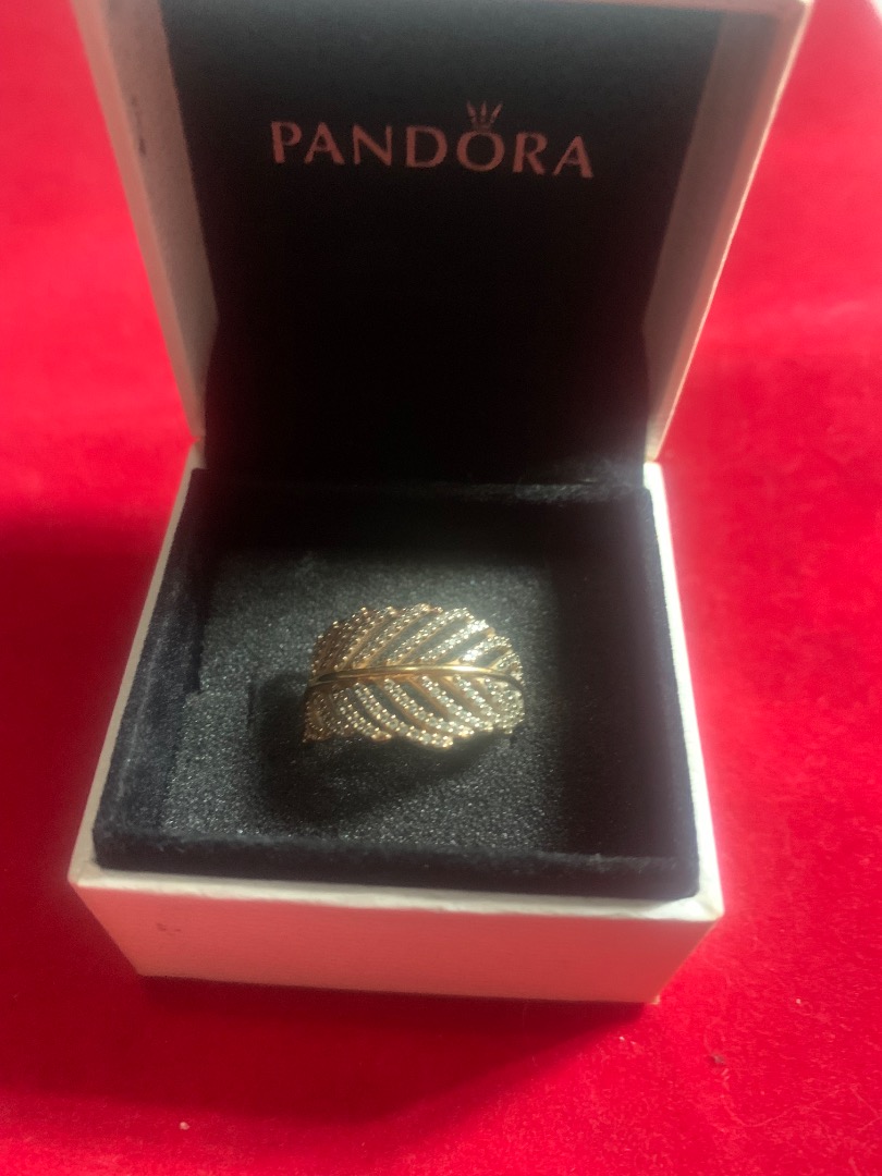 Pandora Rose gold Feather ring, Luxury, Accessories on Carousell