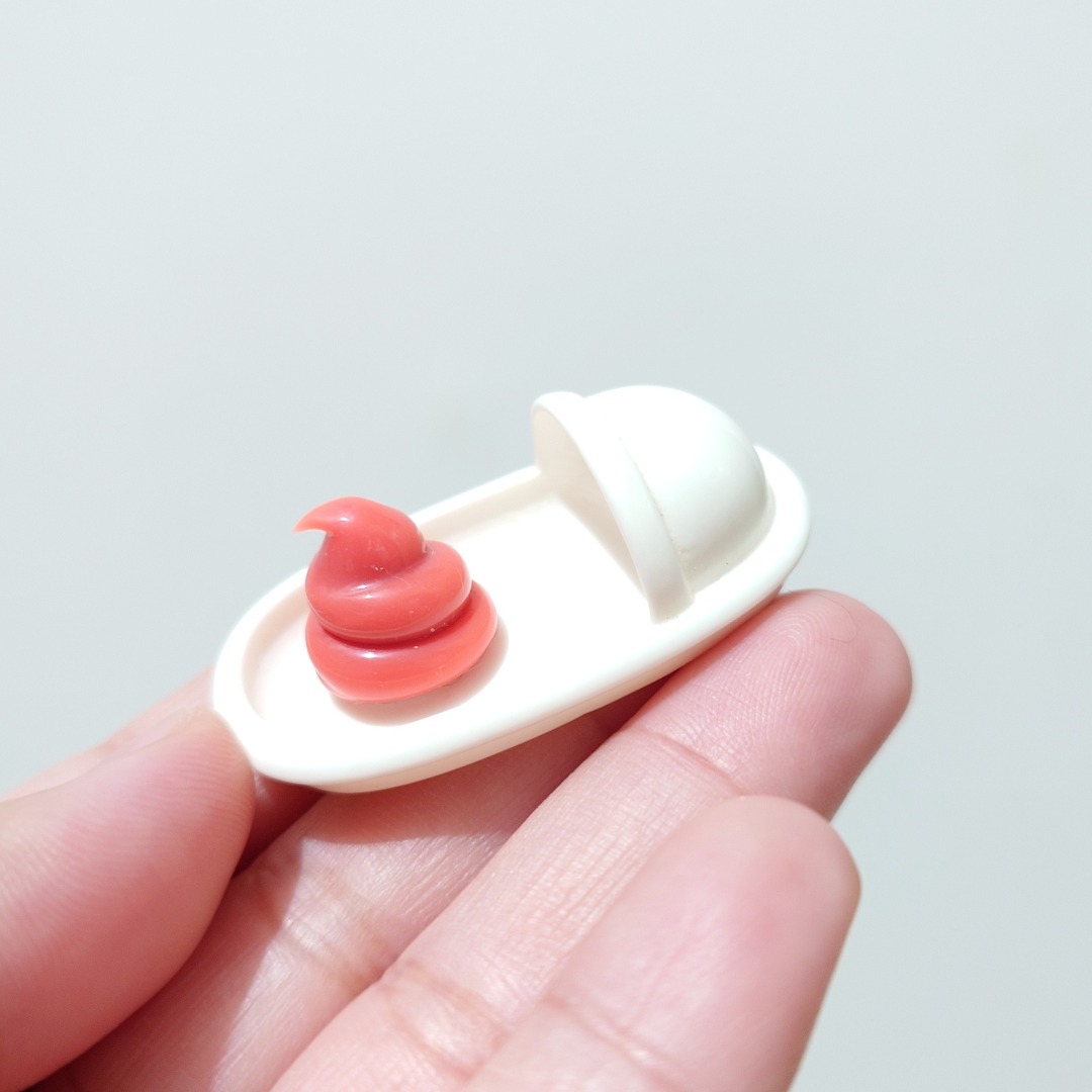 Pink poop figure trinket swing anik aniks mascot, Hobbies & Toys ...