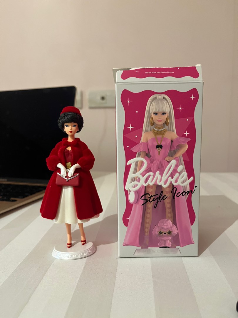 Popmart Barbie 1962 Silken Flame, Hobbies & Toys, Memorabilia ...