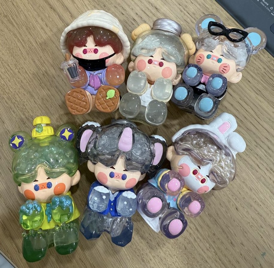 Popmart Set, Hobbies & Toys, Toys & Games on Carousell