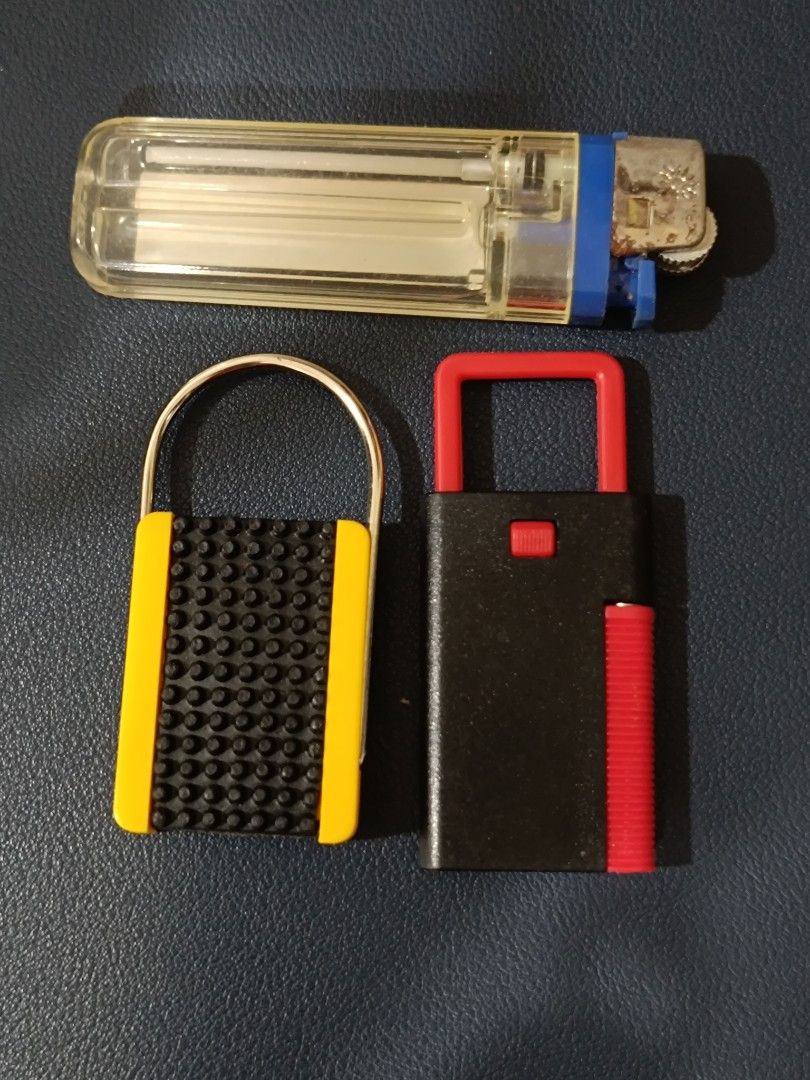 RARE!! Set Pirelli Keychain Vintage, Hobbies & Toys, Collectibles ...