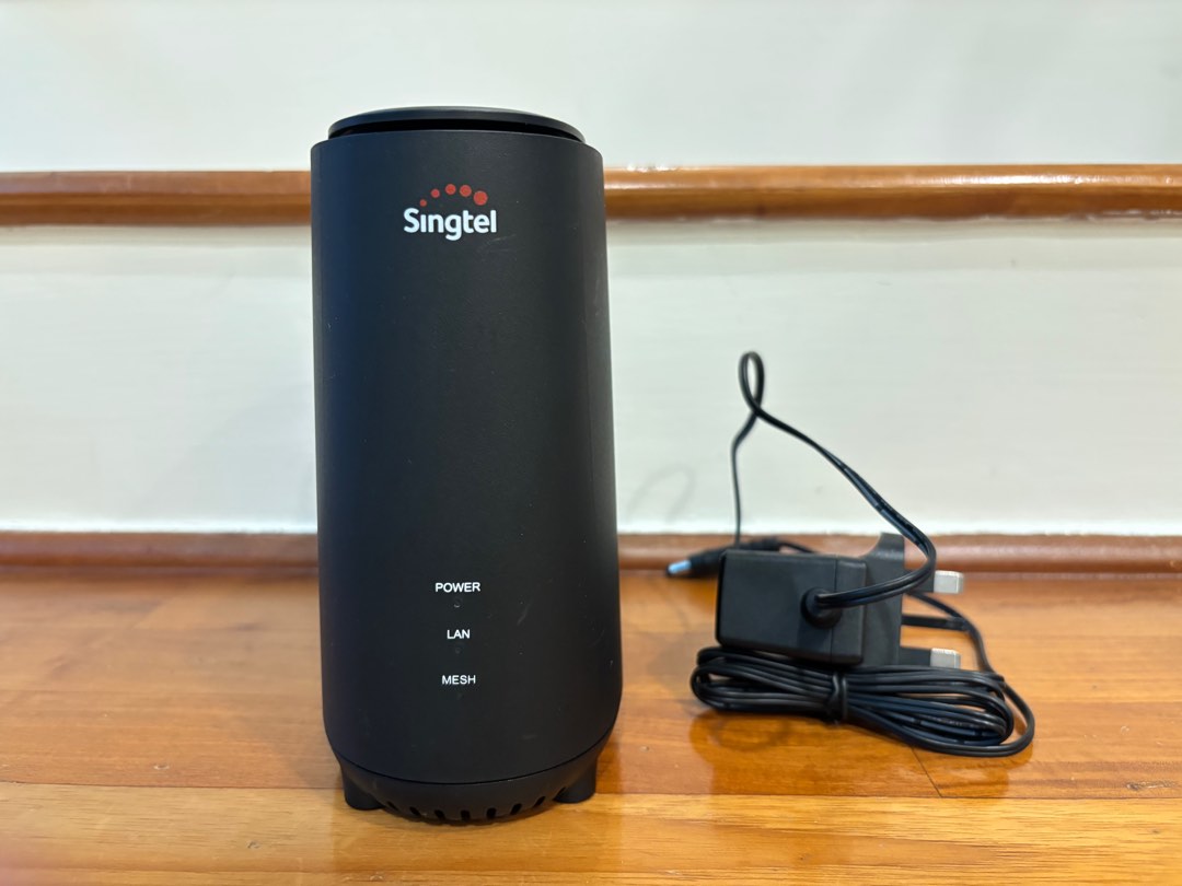 Singtel Askey AP5690W mesh extender, Computers & Tech, Parts ...