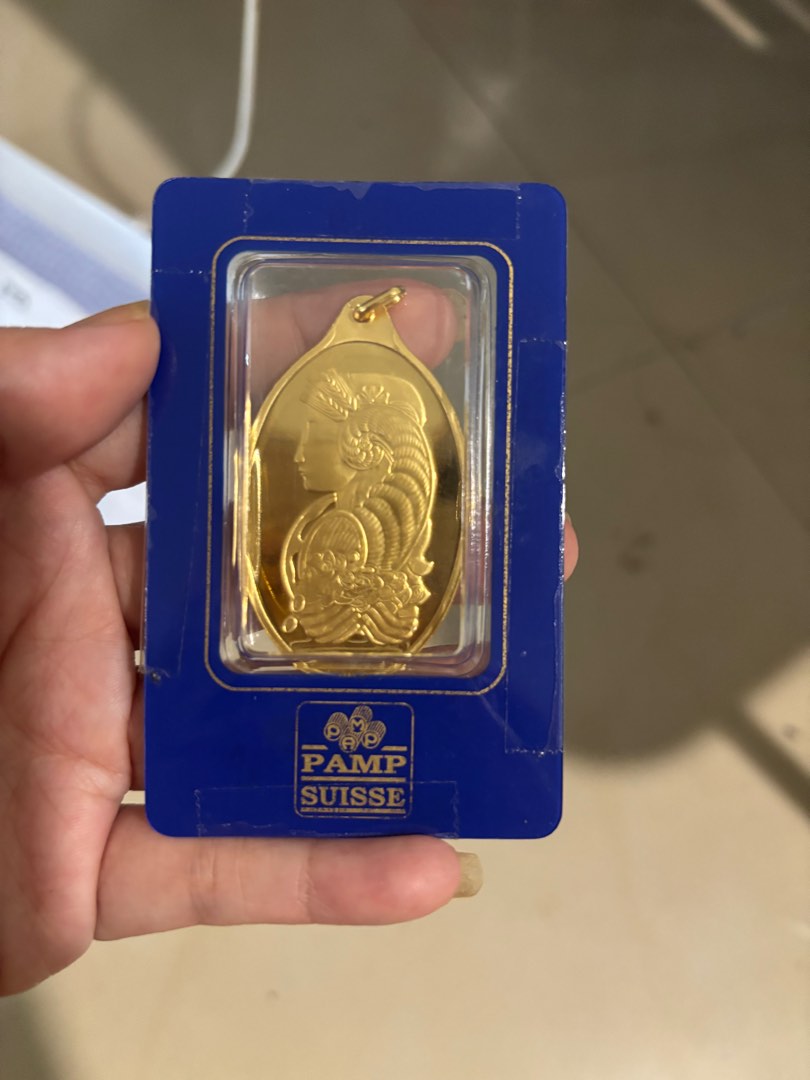 Rare pamp mint pendant , Everything Else on Carousell