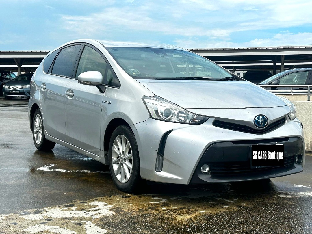 Toyota PRIUS ALPHA HYBRID 1.8S CVT Auto, Cars, Used Cars on Carousell