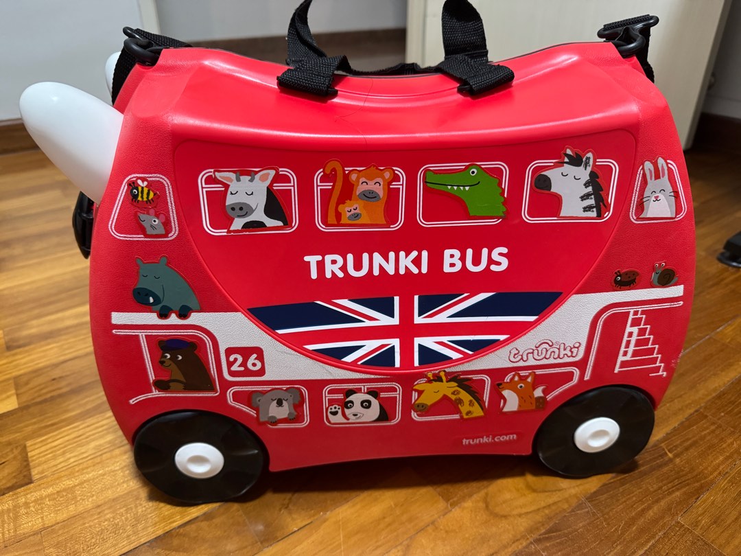 Trunki ride on luggage ( London bus), Hobbies & Toys, Travel, Luggage ...