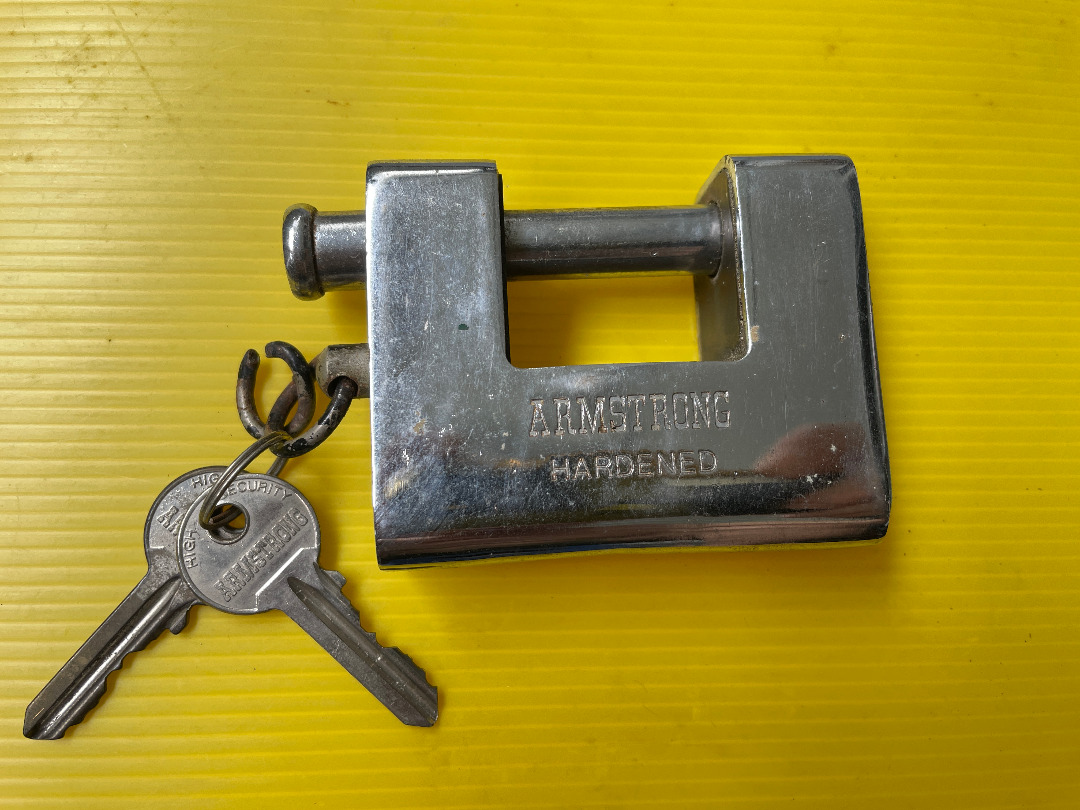Armstrong Lock (available), Furniture & Home Living, Security & Locks ...