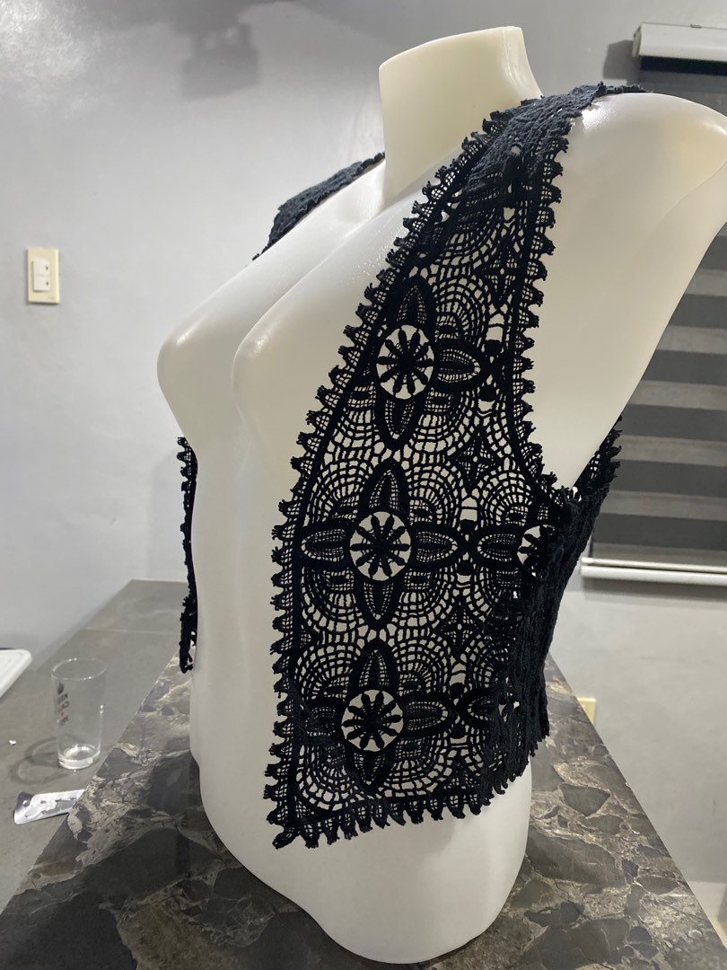 COCO Black Vest, Women's Fashion, Tops, Others Tops on Carousell