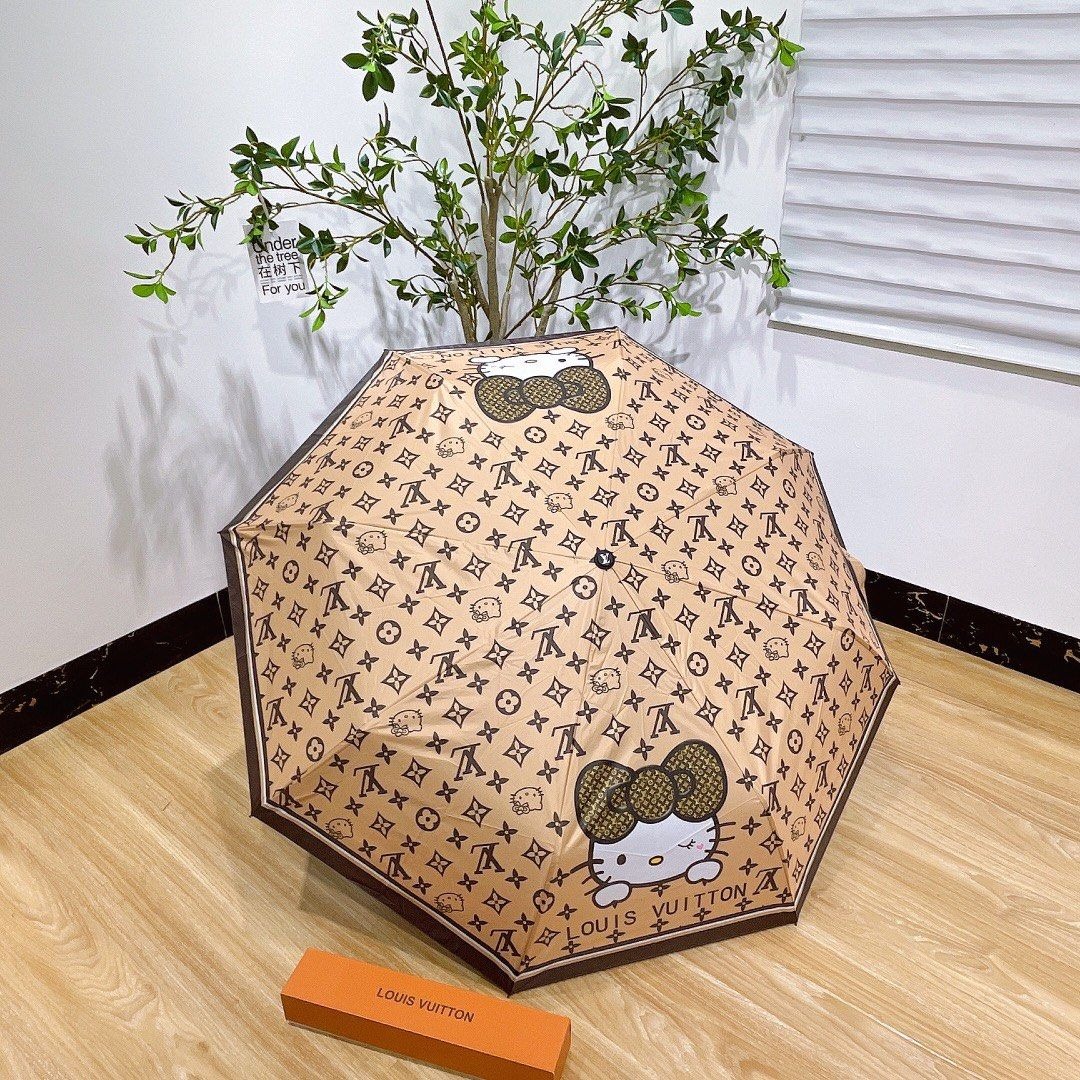 Hello Kitty x Monogram printed umbrella, shrinking and covering the ...