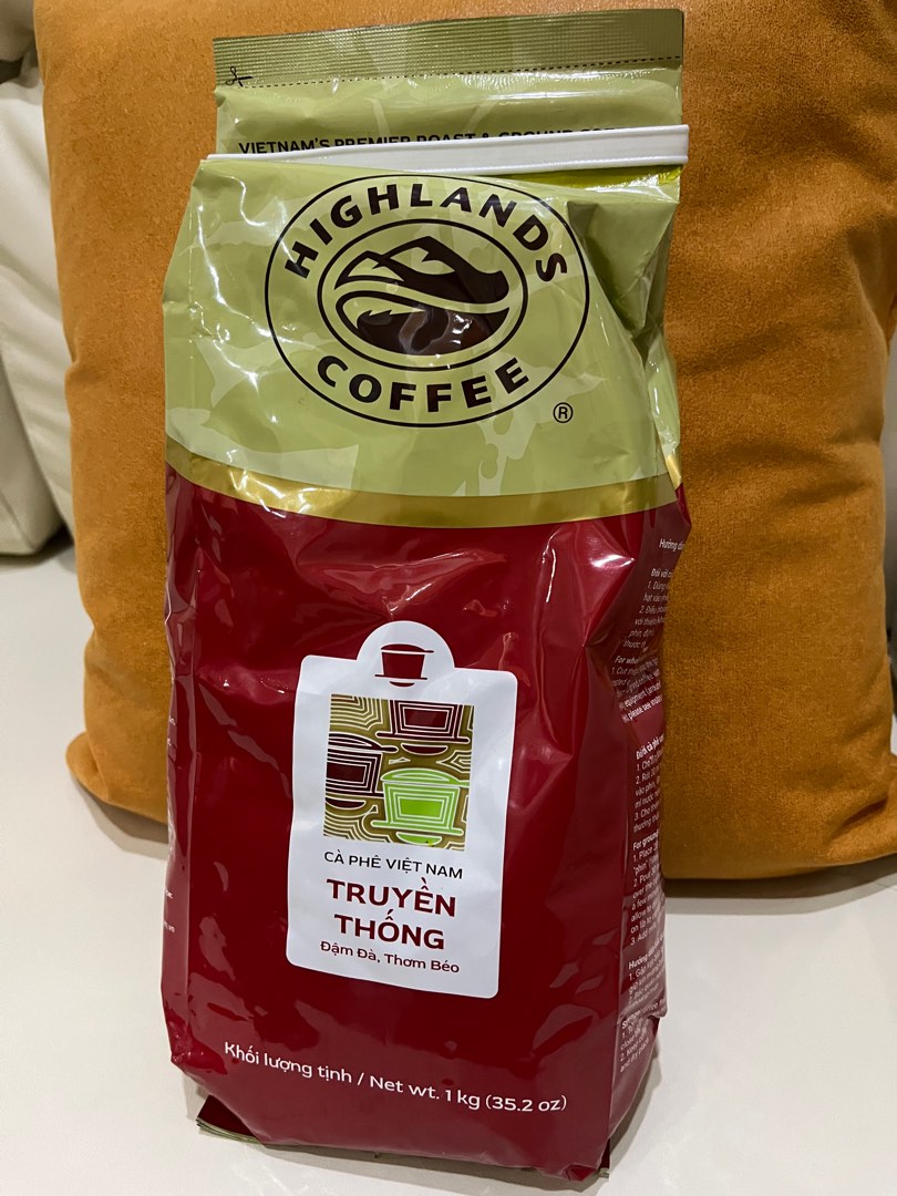 Highlands Coffee 1KG, Food & Drinks, Beverages on Carousell