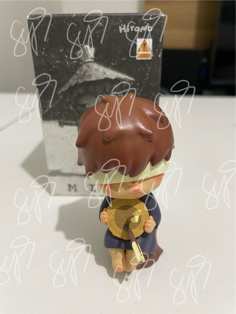 Hirono Blind, Hobbies & Toys, Toys & Games on Carousell