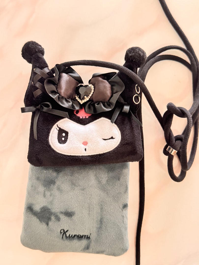 Kuromi small pouch Asli sanrio from jepang, Fesyen Wanita, Tas & Dompet ...