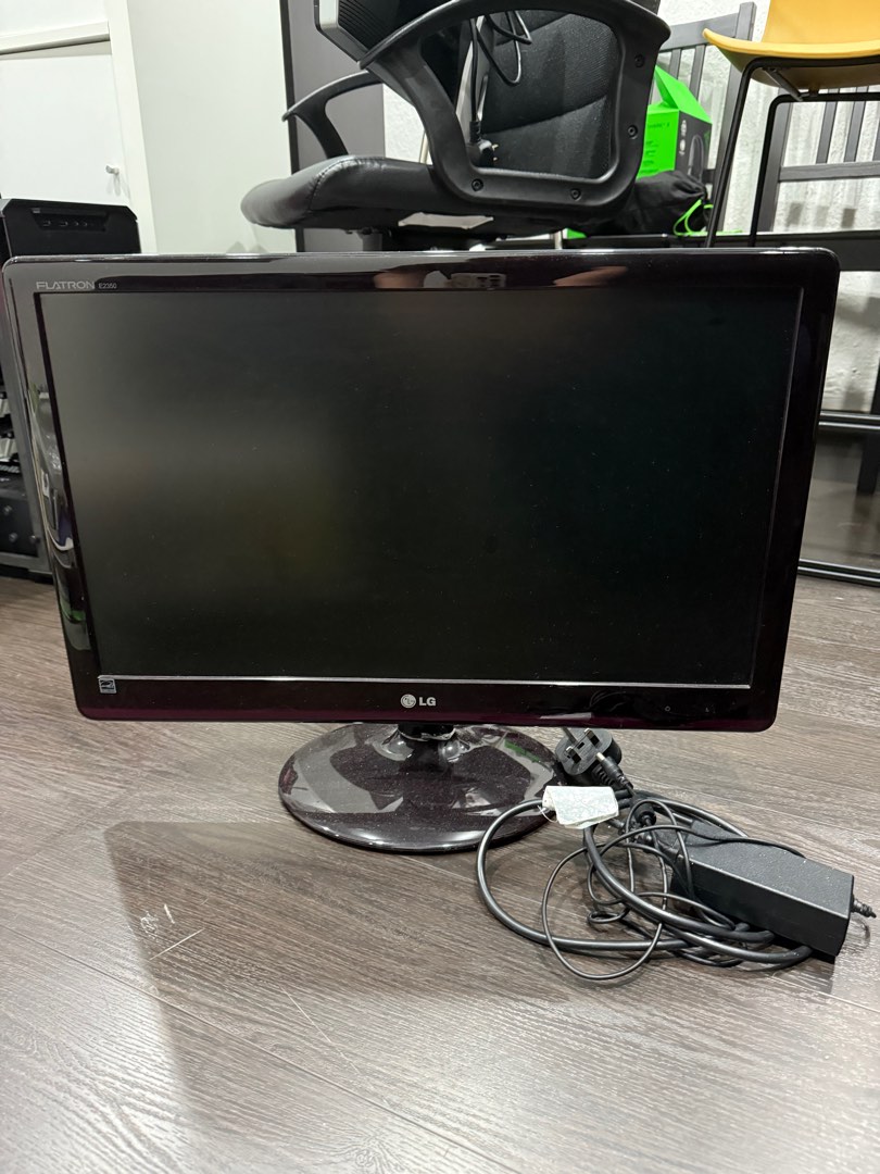 LG Flatron monitor, Computers & Tech, Parts & Accessories, Monitor ...