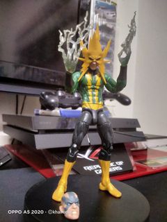 Marvel Legends Female Electro Spider-Man, Hobbies & Toys, Toys & Games ...