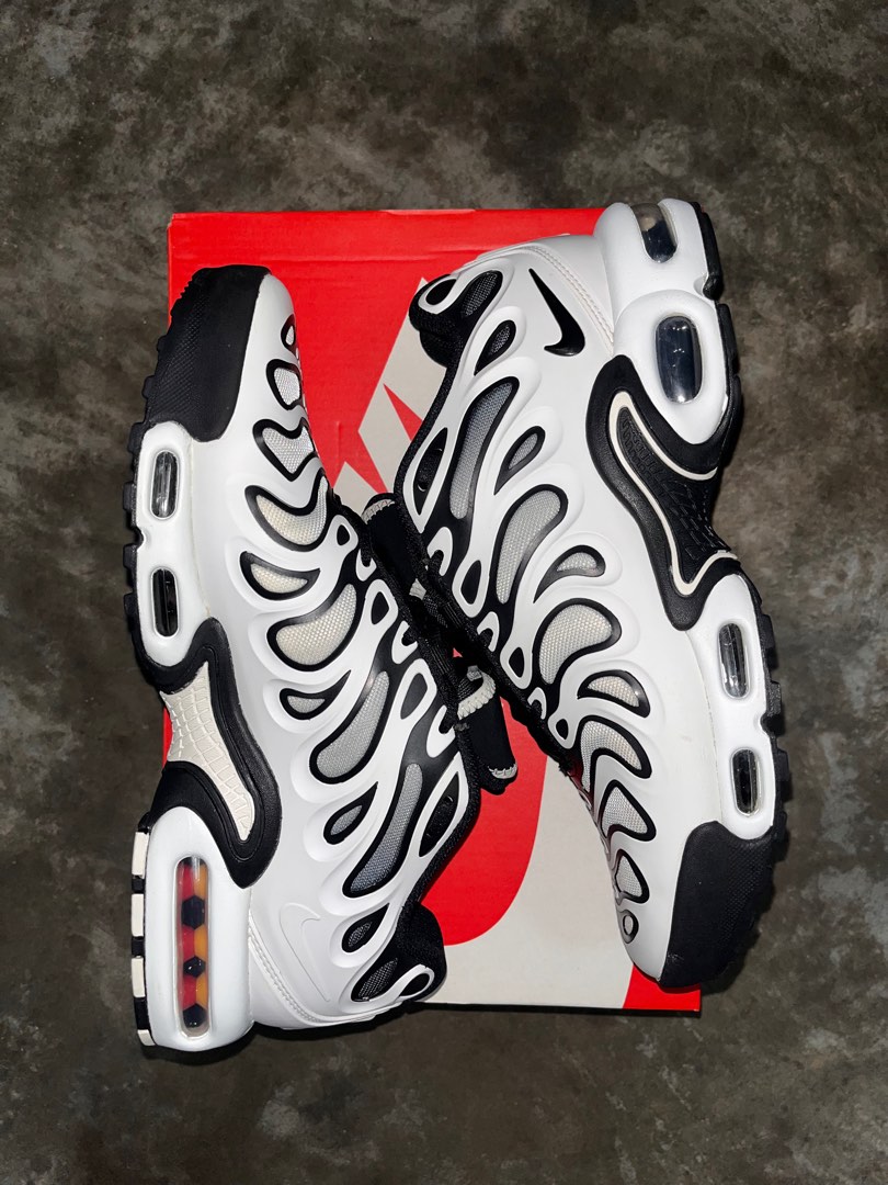 Nike Air Max Plus Drift Panda, Men's Fashion, Footwear, Sneakers on ...
