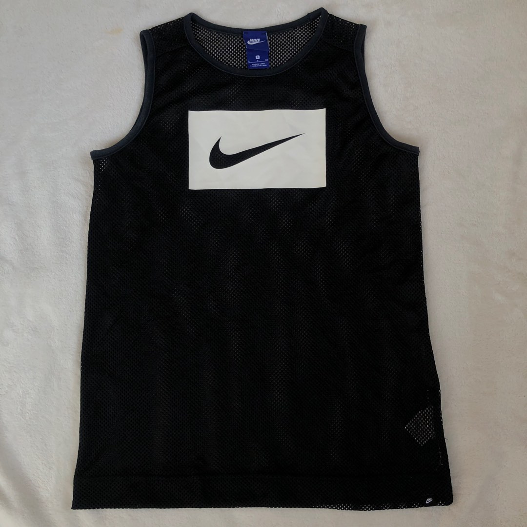 Nike sando, Men's Fashion, Activewear on Carousell