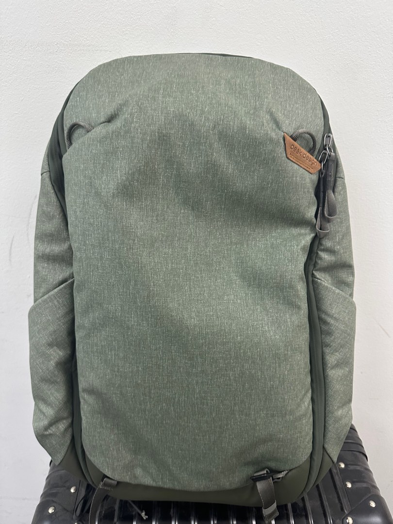 Peak Design 30L Backpack Sage, Men's Fashion, Bags, Backpacks on Carousell