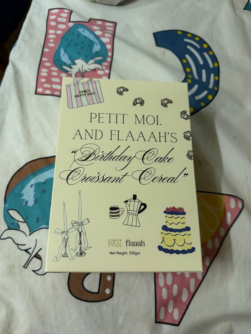 Petit Moi and Flaaah's Birthday Cake Croissant Cereal - Box only ...