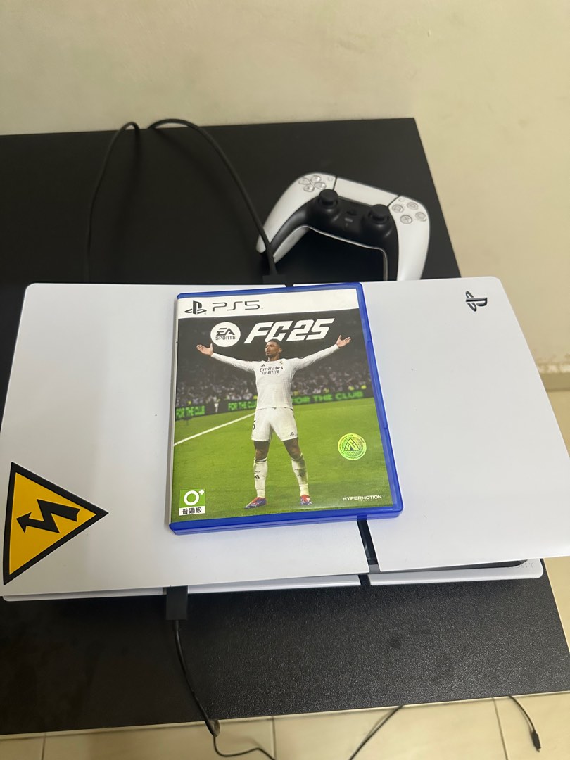 Ps5 slim disc + eafc25, Video Gaming, Video Game Consoles, PlayStation ...