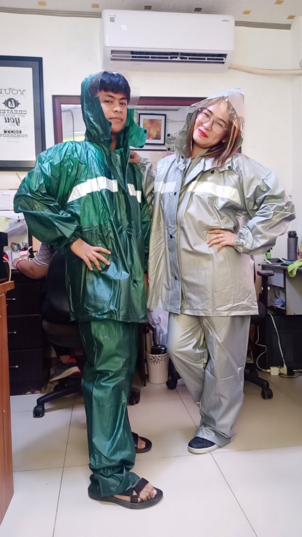 raincoat, Commercial & Industrial, Construction Tools & Equipment on ...