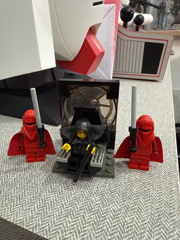 Vintage Lego Star Wars Emperor Palpatine Imperial guards, Hobbies ...