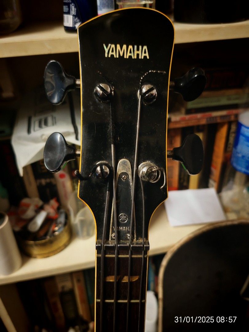 Yamaha SA70 Bass Vintage 1967, Hobbies & Toys, Music & Media, Musical ...
