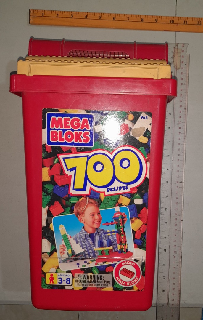 1997 Micro Mega Bloks Tub #965 builders set - red tub with 650 pieces ...