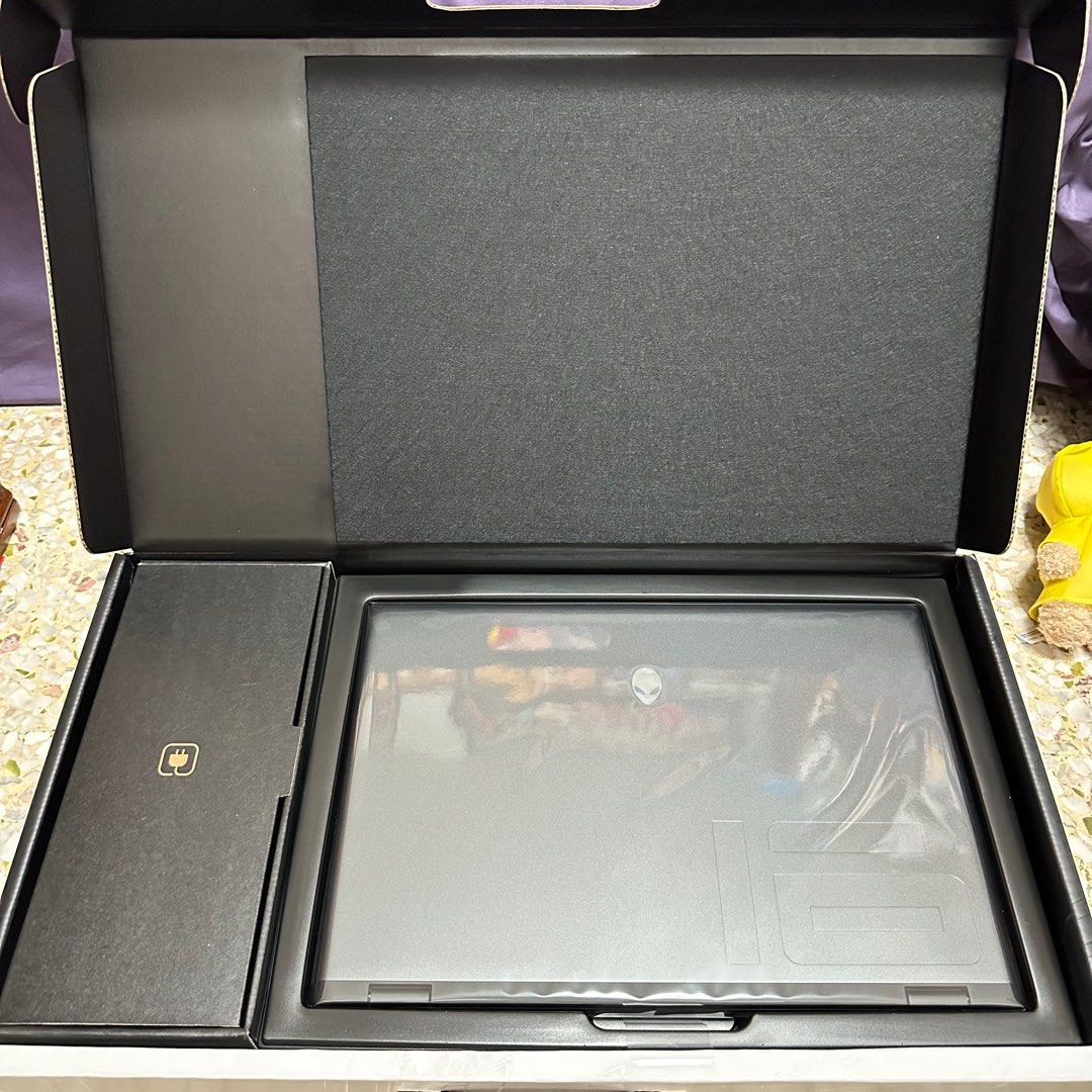 Alienware 16 gaming laptop brand new unused RTX4070 ultra CPU (Not ...