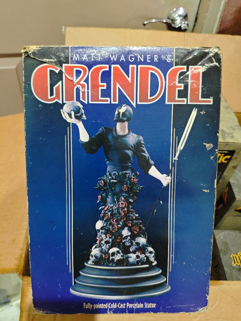 Bowen Grendel Matt Wagner 1995 Signed Porcelain Statue Number, Hobbies ...