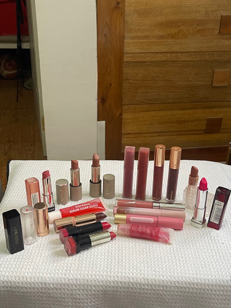 Bundle of 17 pcs Lippies, Beauty & Personal Care, Face, Makeup on Carousell