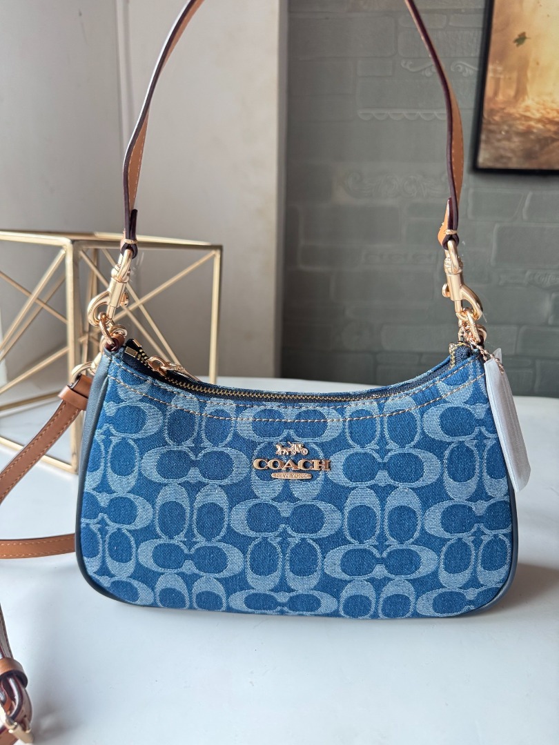 Coach Coach 2025 New Product Original Blue Denim Underarm Single ...