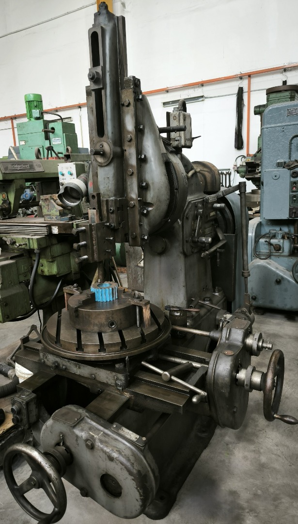 GSP 250mm Precision Slotting Machine, Everything Else, Others on Carousell