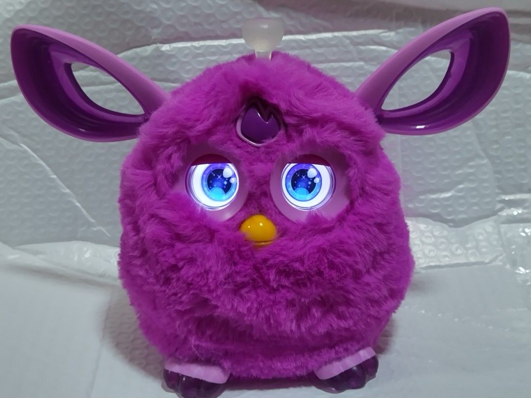Hasbro - Furby Connect - Magenta, Hobbies & Toys, Toys & Games on Carousell