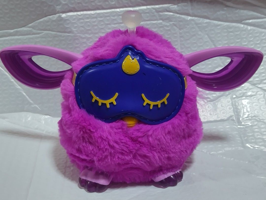 Hasbro - Furby Connect - Magenta, Hobbies & Toys, Toys & Games on Carousell