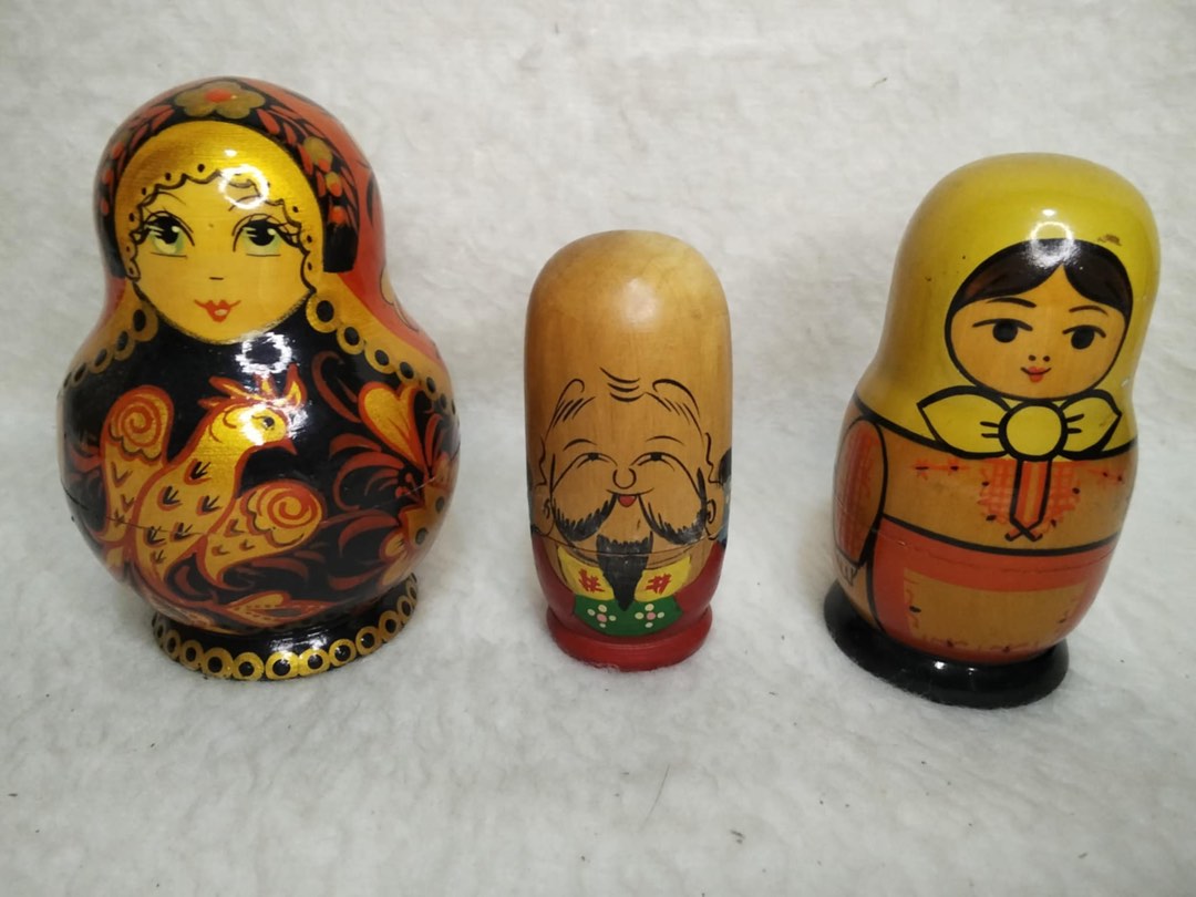 Japanese Nesting Doll-Set of 3, Hobbies & Toys, Memorabilia ...