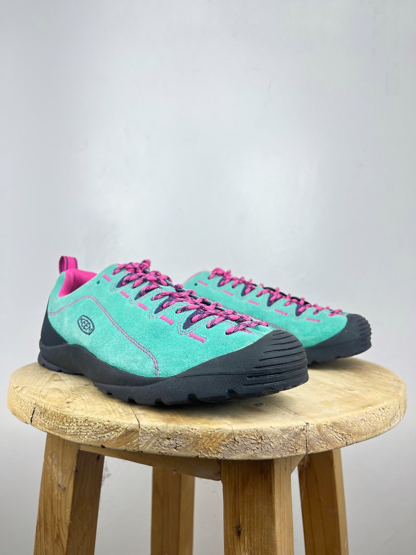 Keen Jasper Dusty Jade Green / Fuchsia Pink, Men's Fashion, Footwear ...