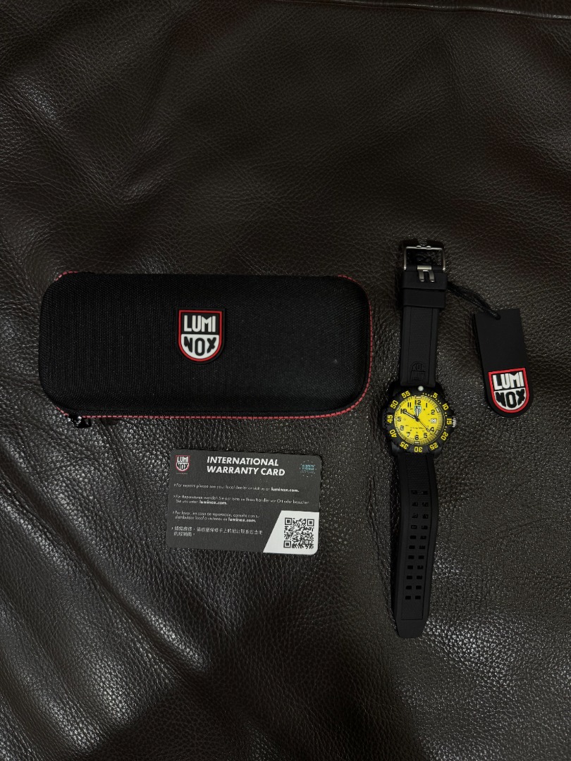 Luminox 37mm Yellow G-Collection 2070 Series Sea Lion, Men's Fashion ...