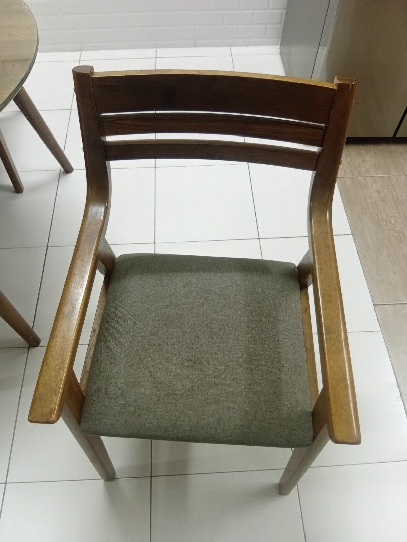 Meja mkn set 6 kerusi, Furniture & Home Living, Furniture, Tables & Sets on Carousell