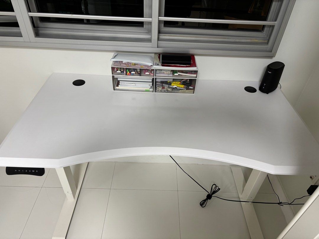 Memory Adjustable WFH Study Table / Office Table Electronic Motorize ...