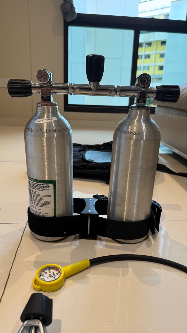 Scuba Tank Set with Backpack, Sports Equipment, Sports & Games, Water ...