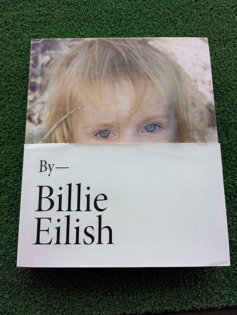 [Signed] Billie Eilish Hardcover Book (Old signature), Hobbies & Toys ...