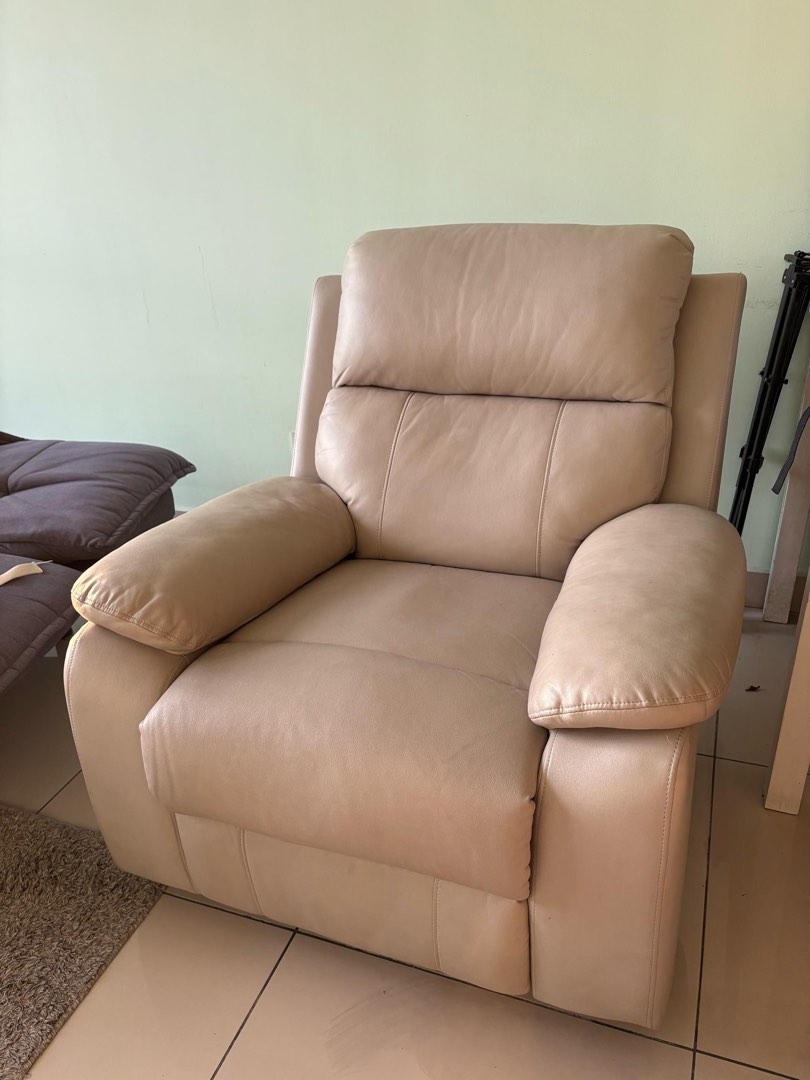 SSF Rockin Chair, Furniture & Home Living, Furniture, Sofas on Carousell